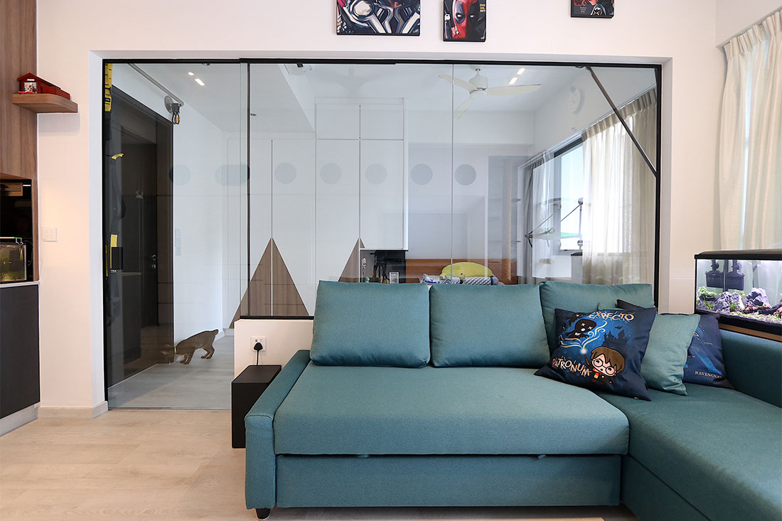 This apartment hides a cat sanctuary within its walls | Lookbox Living