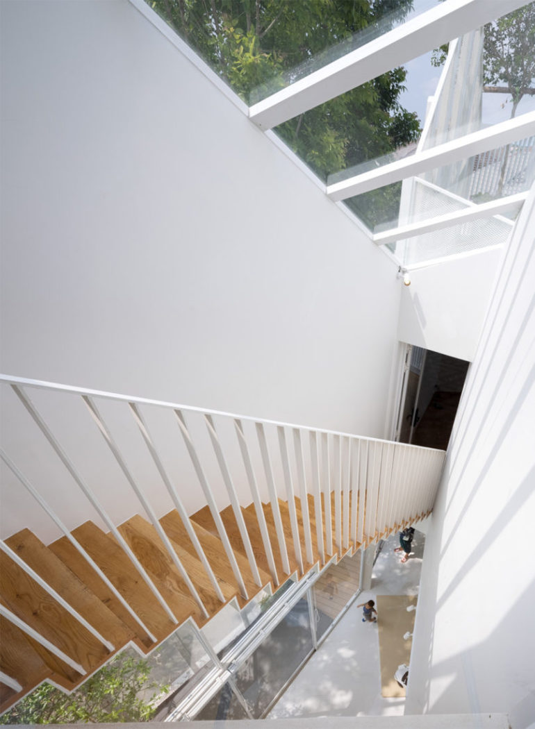 All for the family in this vertical house | Lookbox Living