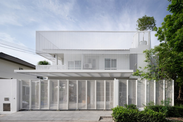 All for the family in this vertical house | Lookbox Living