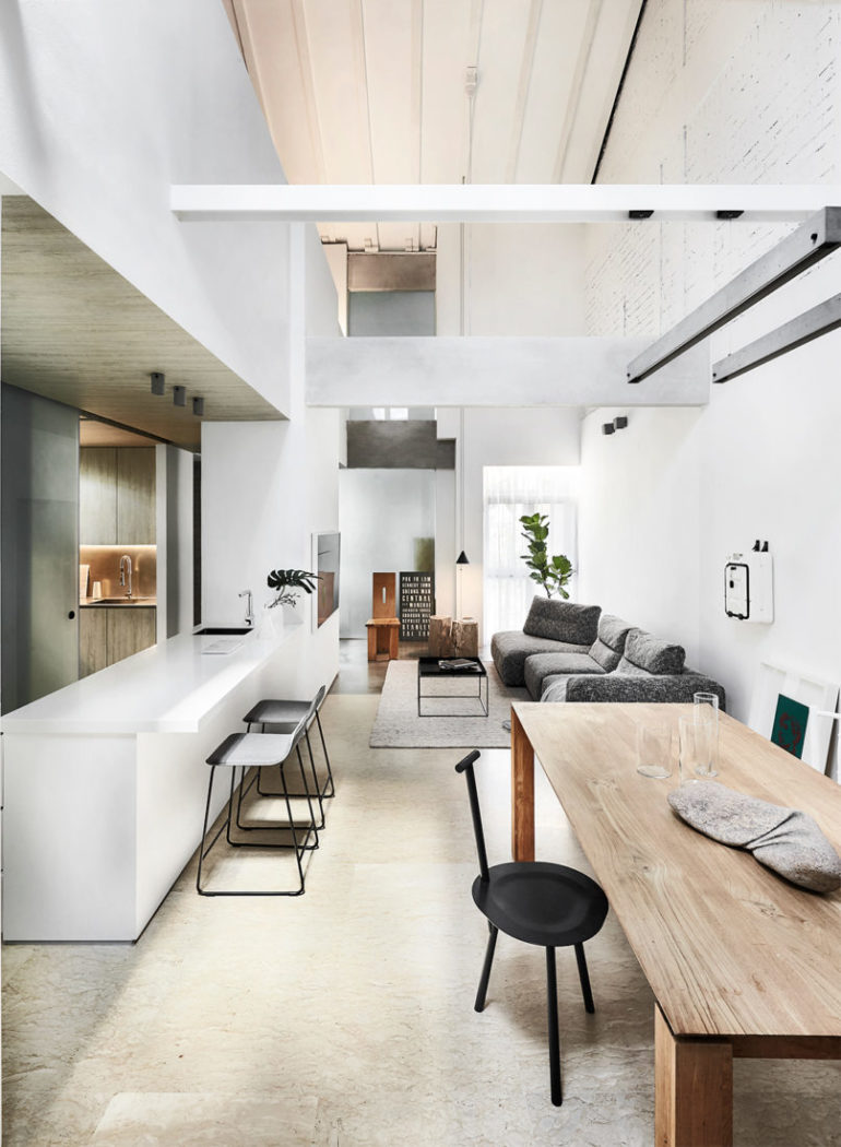 Walk-up apartment undergoes radical change | Lookbox Living