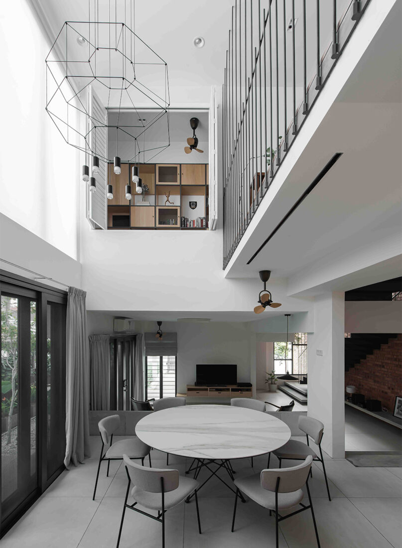 The industrial house as private escape | Lookbox Living