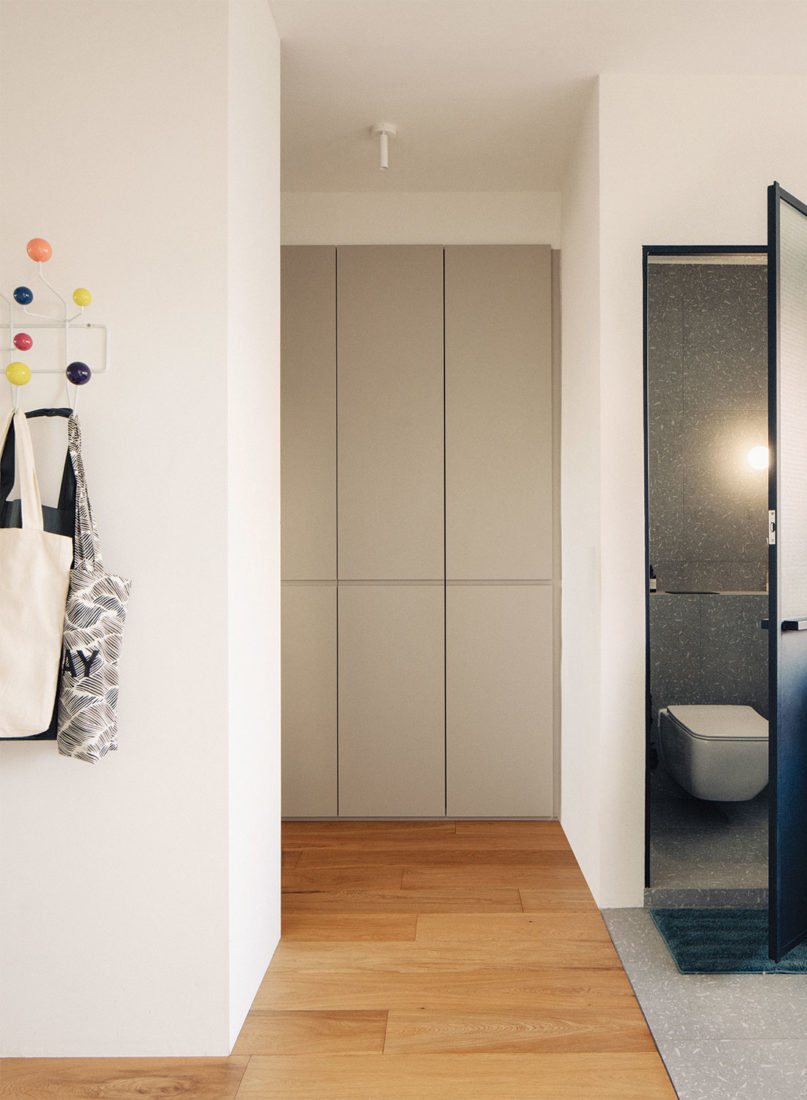 In this flat, the corridor is the star of the show | Lookbox Living