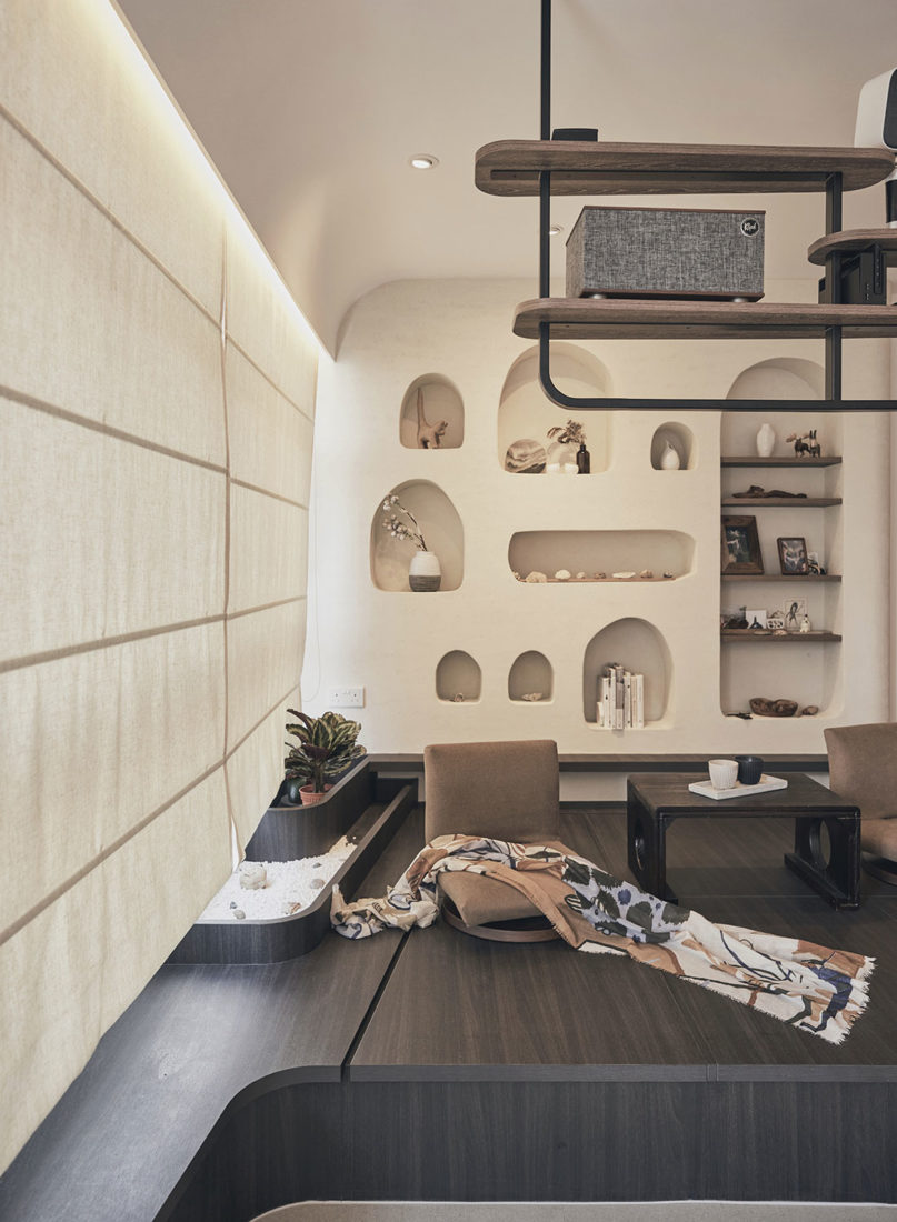 A Japanese-inspired den filled with zen | Lookbox Living