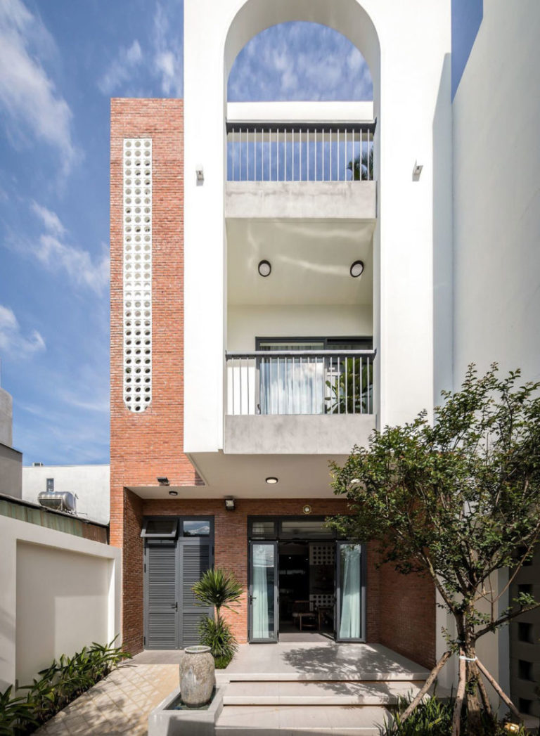 Curated layers in a Vietnamese townhouse | Lookbox Living