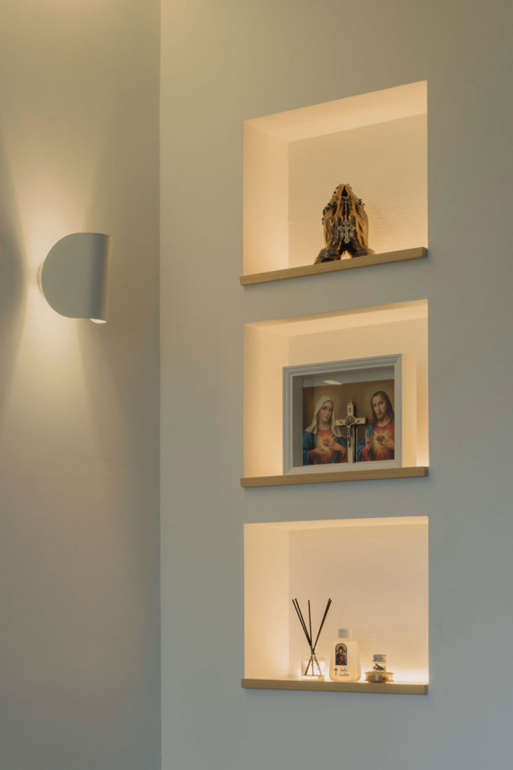 A flat with hidden rooms | Lookbox Living