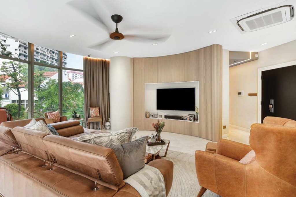 The curved apartment | Lookbox Living