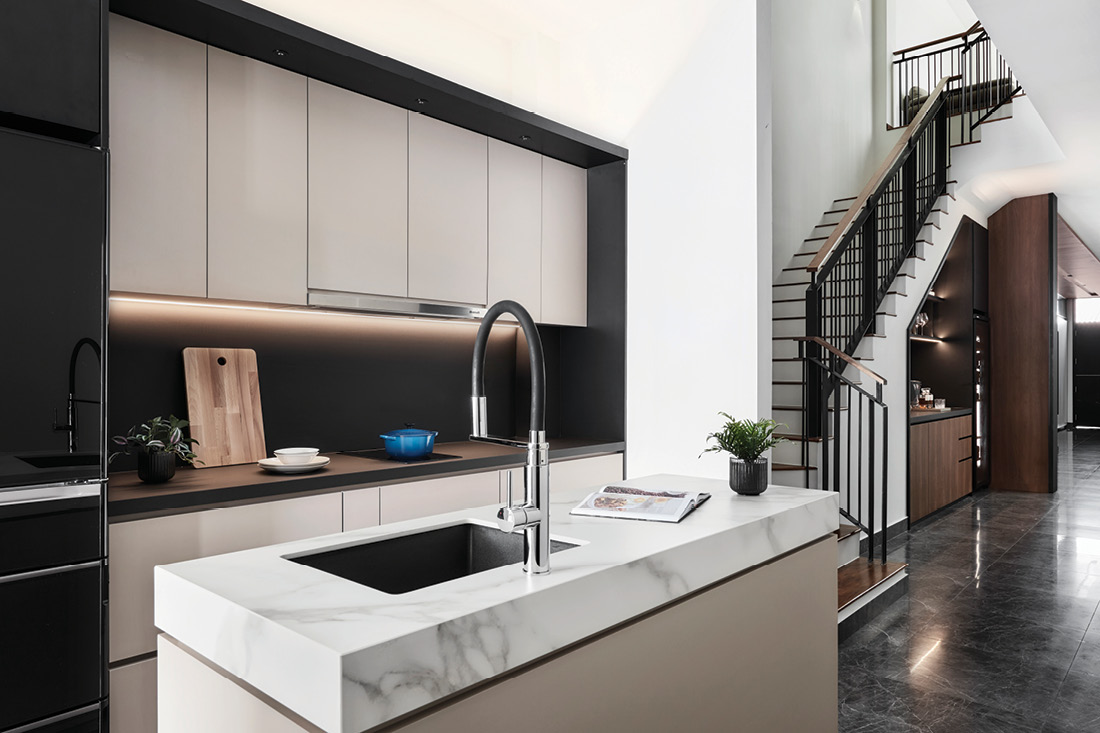 Linear luxury | Lookbox Living