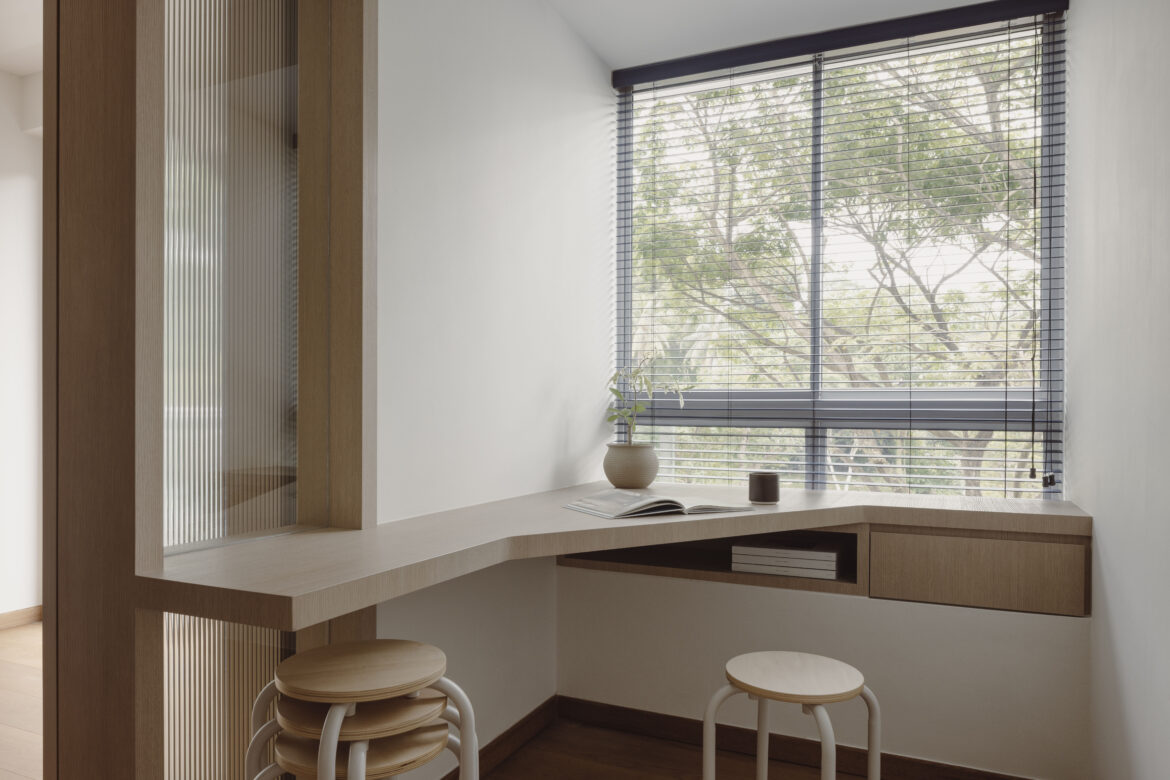 A tiny apartment with transformable spaces | Lookbox Living