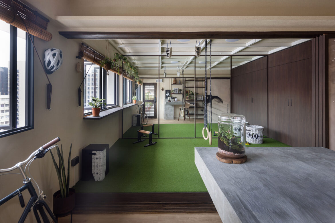 Japanese-inspired flat with a zen garden | Lookbox Living