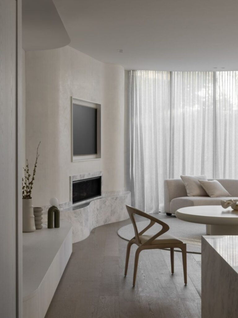 Trinity Architects - The House of Curves | Lookbox Living