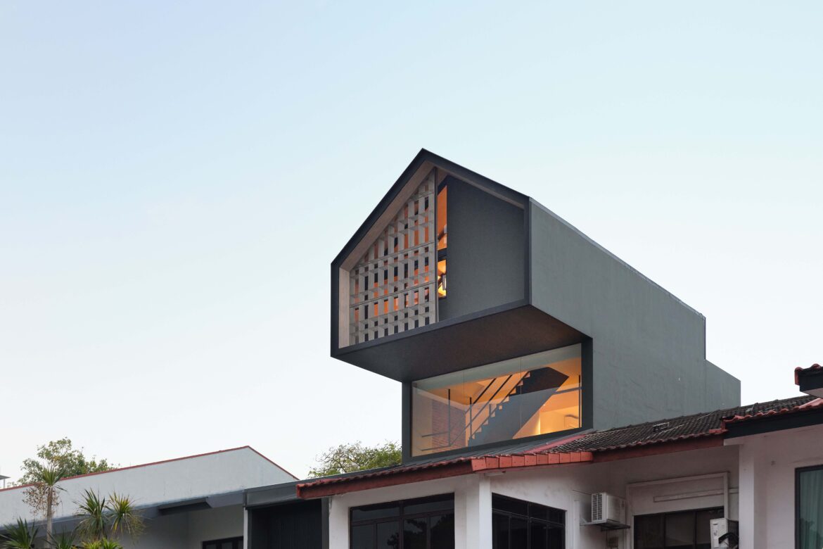 Carving privacy in an intermediate terrace house | Lookbox Living