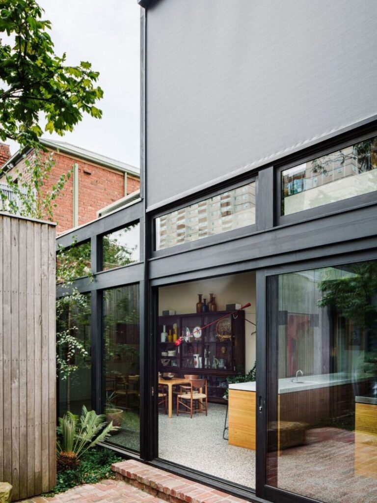 Imogen Pullar Architecture - Fitzroy Courtyard House