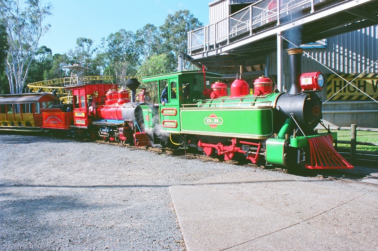 Dreamworld Steam Train - Page 5 - Theme Park Discussion - Parkz Forums ...