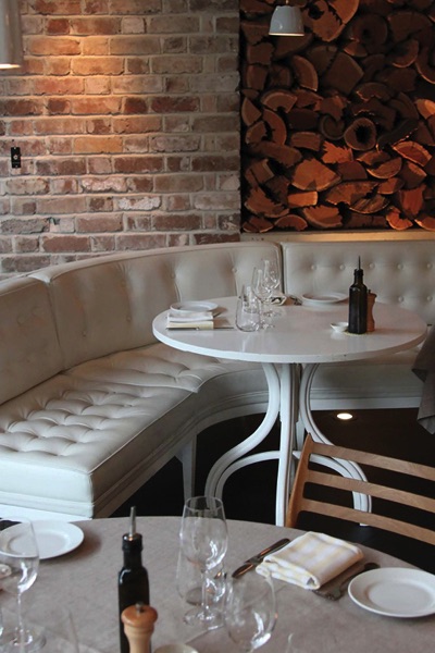 uccello Wedding Venue | Destination Wedding at Home | ivy