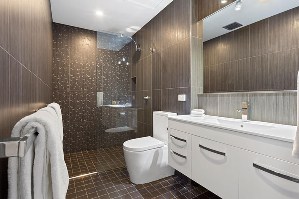 The Whale Inn | Narooma Accommodation | Merivale