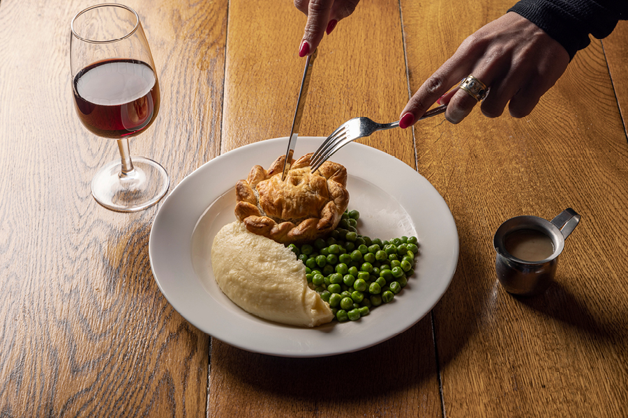 Lynch's Narooma | Heritage Hotel | NSW | Merivale