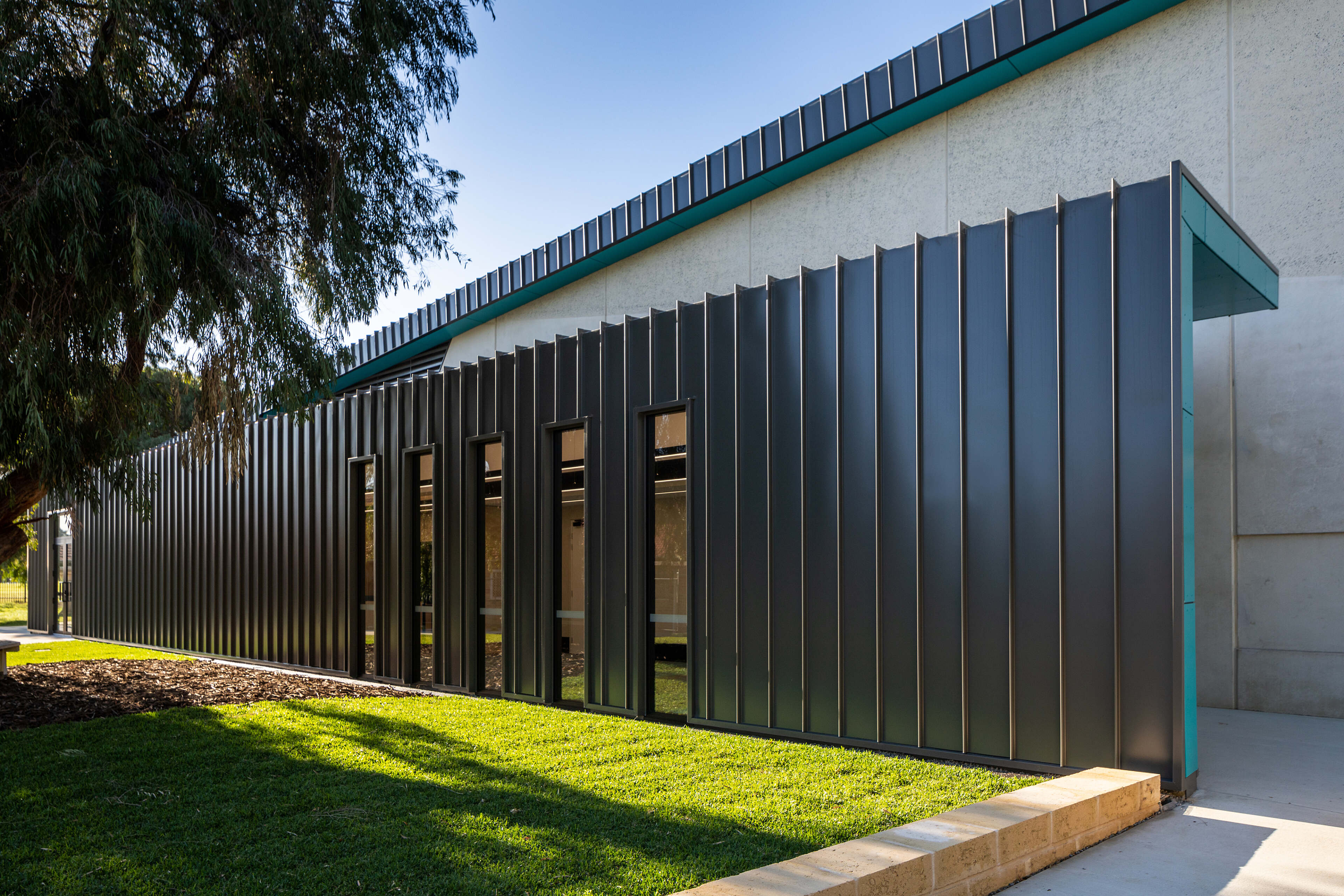 Roofeze | Pineview Primary School