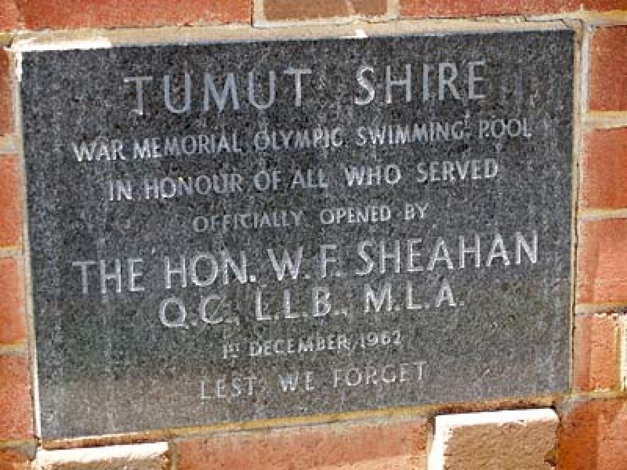 Tumut War Memorial Olympic Swimming Pool | NSW War Memorials Register