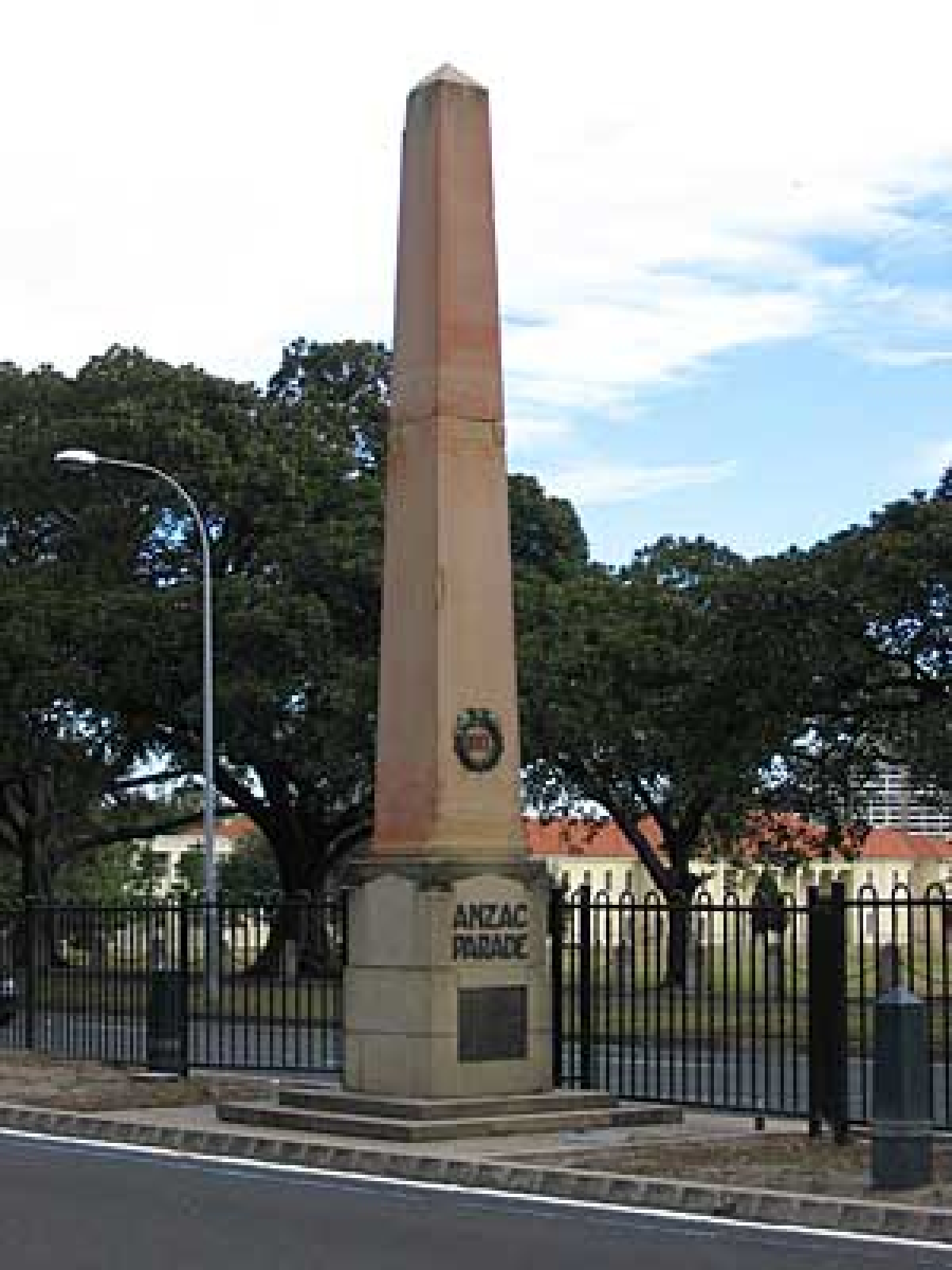 Anzac Parade Obelisk | NSW War Memorials Register