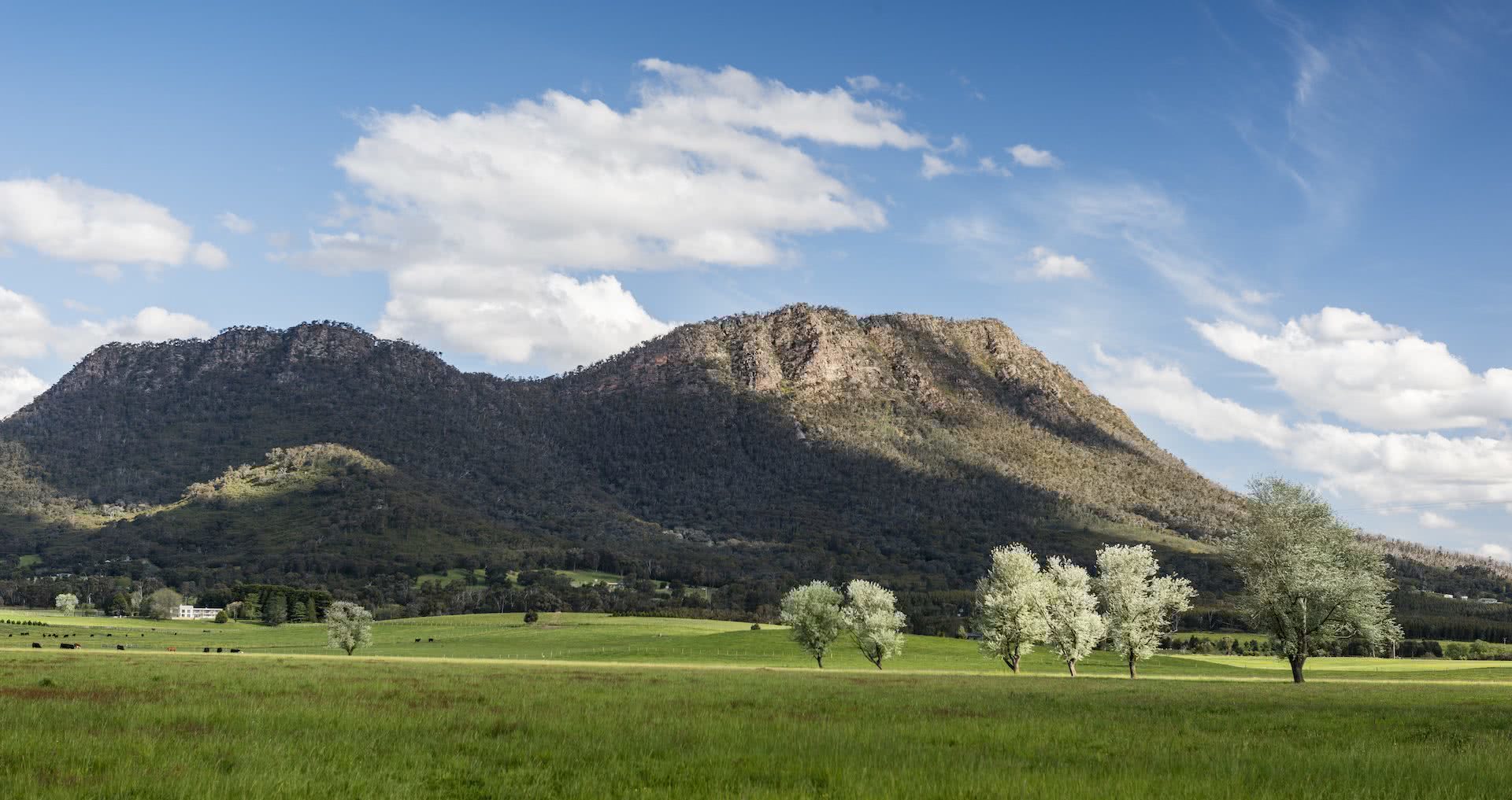 Explore The Glory Of Cathedral Range State Park, Victoria - We Are ...