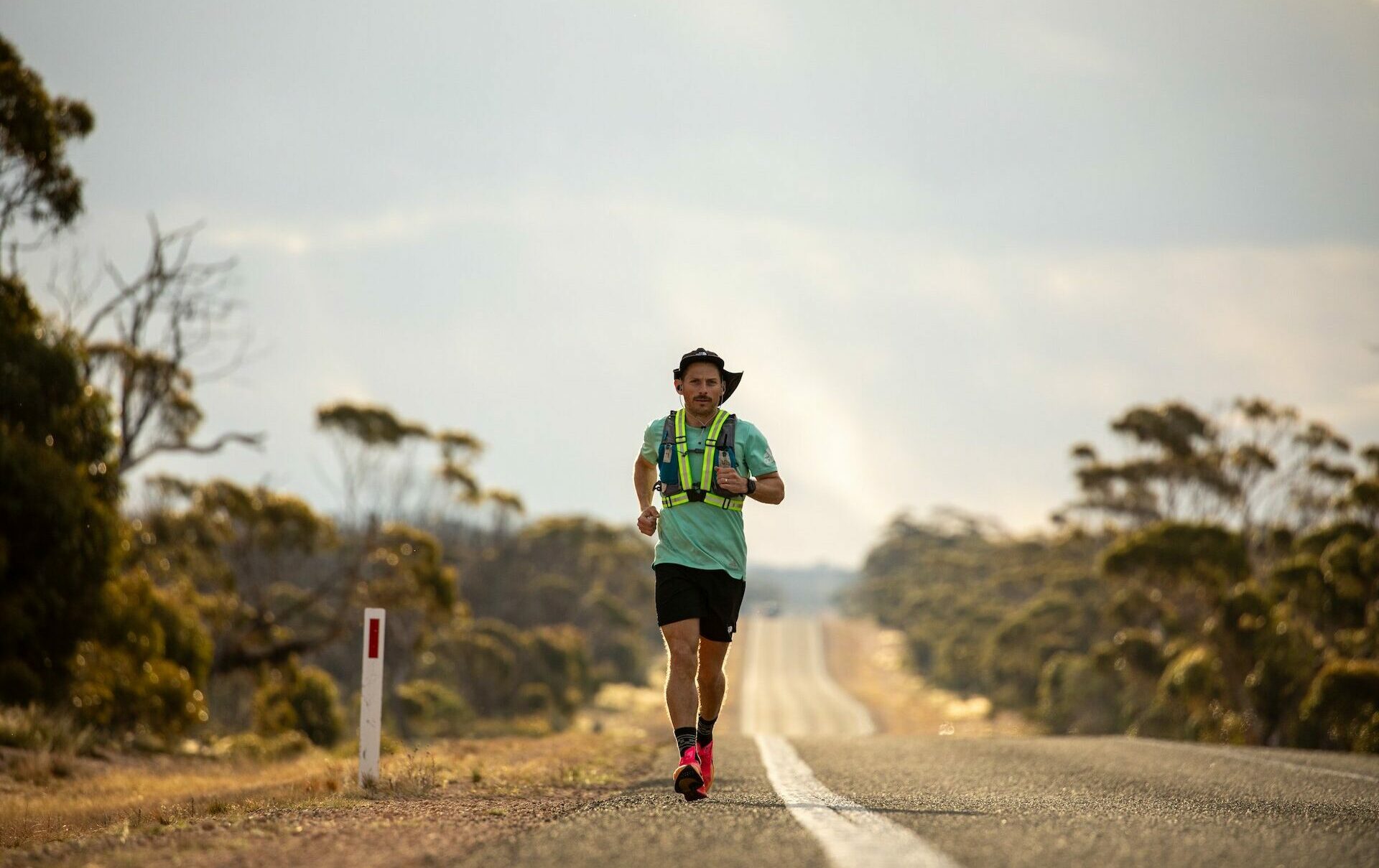 Local Sydneysider's World Record Run From Coast to Coast - We Are Explorers