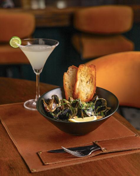 The Bali Bible | Crayfish Seafood & Bar Seminyak