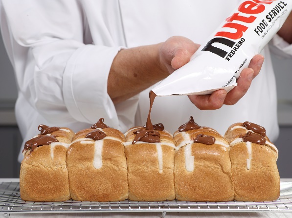 Snip, Pipe and Serve with the NUTELLA® piping bag - hospitality | Magazine